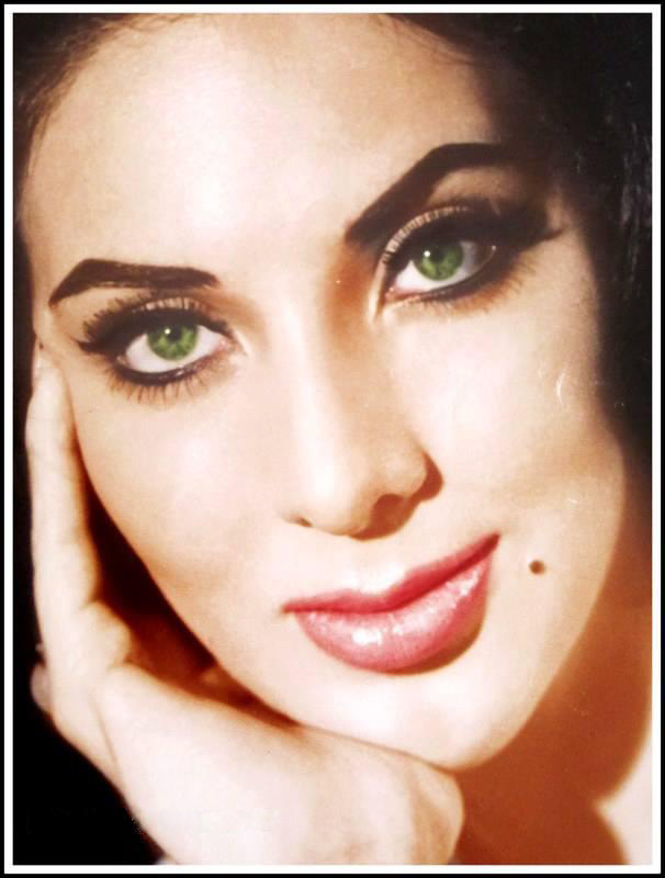 Picture of Lorena Velázquez