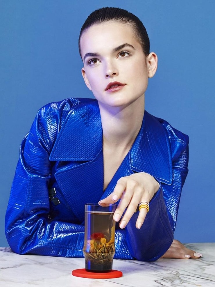 Picture of Zoe Colivas