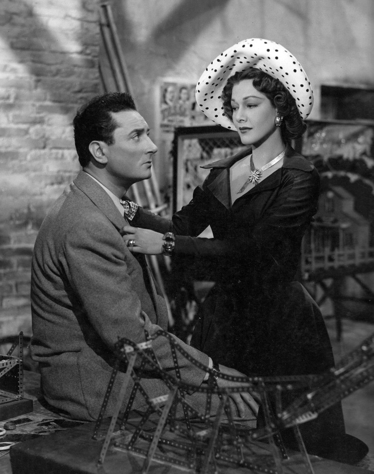 MARIA MONTEZ