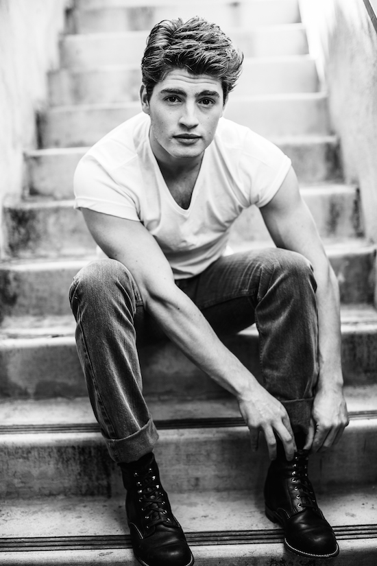 Gregg Sulkin 2014