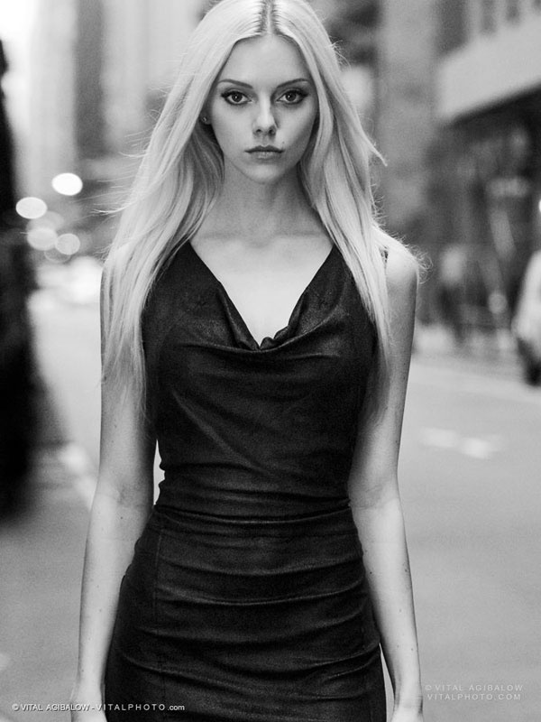 Picture of ELLE EVANS