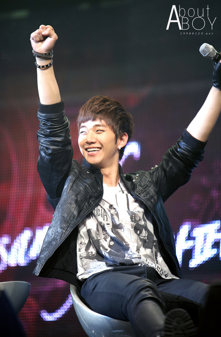 Picture of Lee Junho