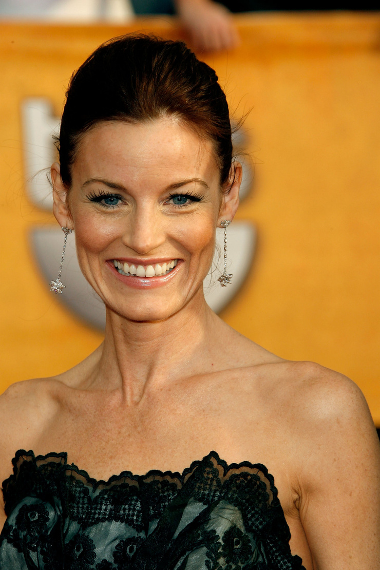 Picture of Laura Leighton
