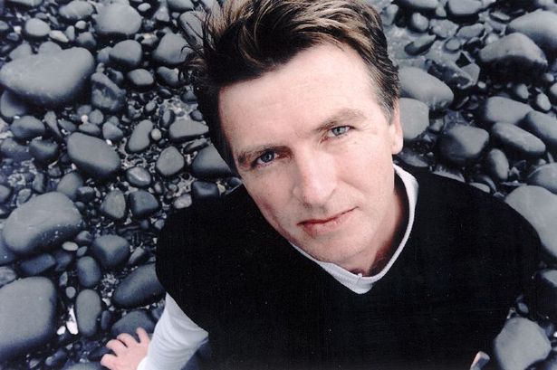 Picture of Neil Finn