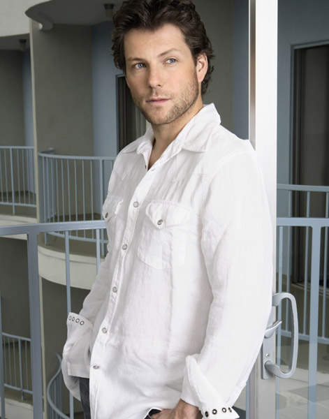 Picture of Jamie Bamber