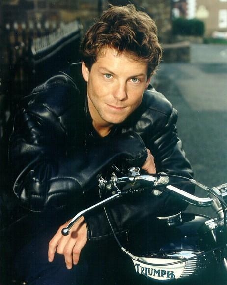 Jamie Bamber image