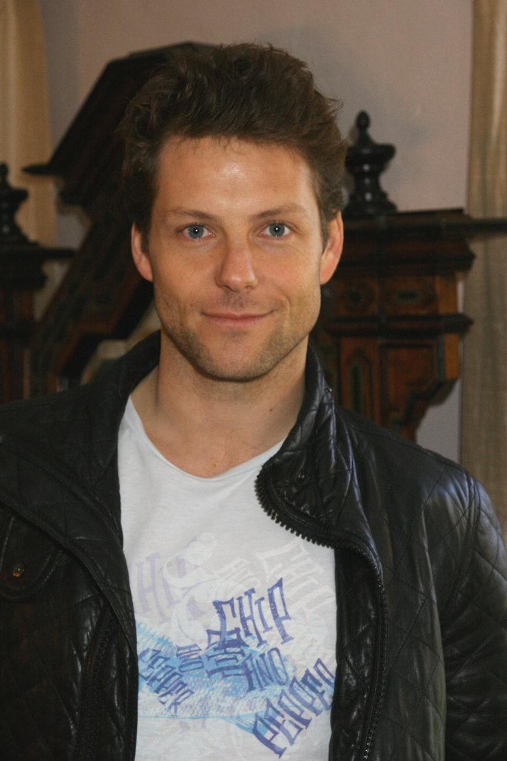 Picture of Jamie Bamber