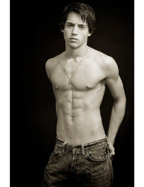 Grayson Vaughn image