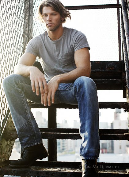 Picture of Alex Geerman