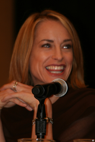 Picture of Amanda Wyss