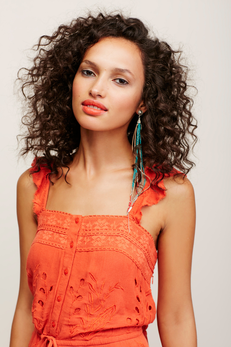 Picture of Camila Costa