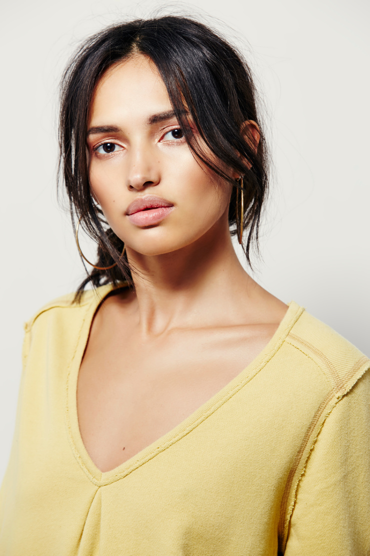 Picture of Camila Costa