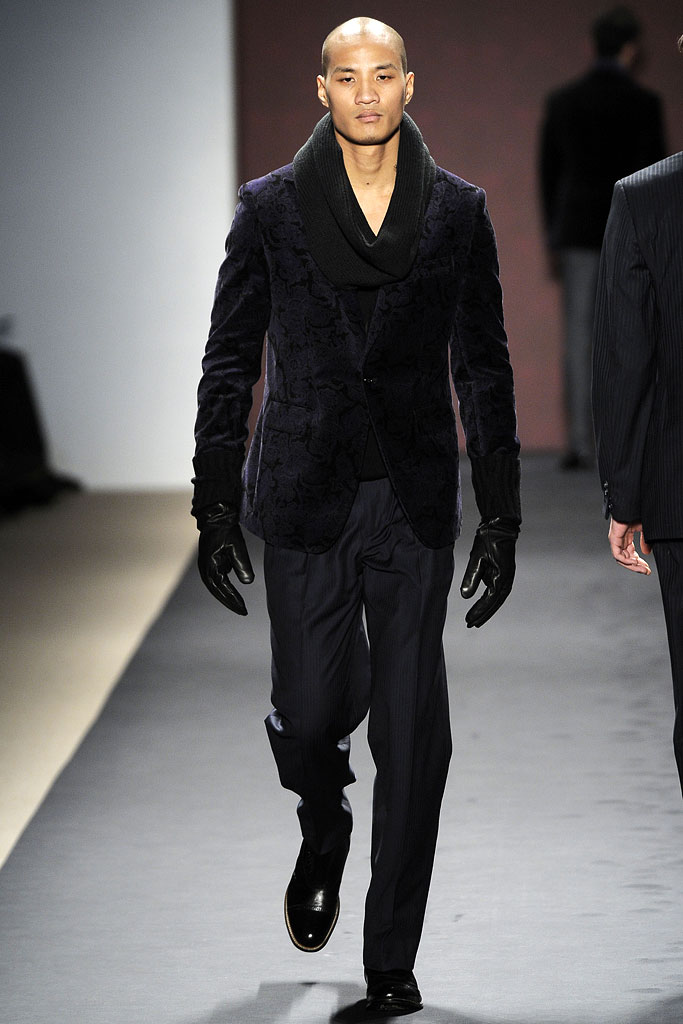 Paolo Roldan picture