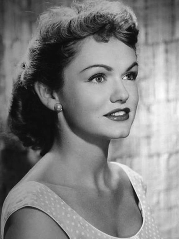 Picture of Jennifer Raine