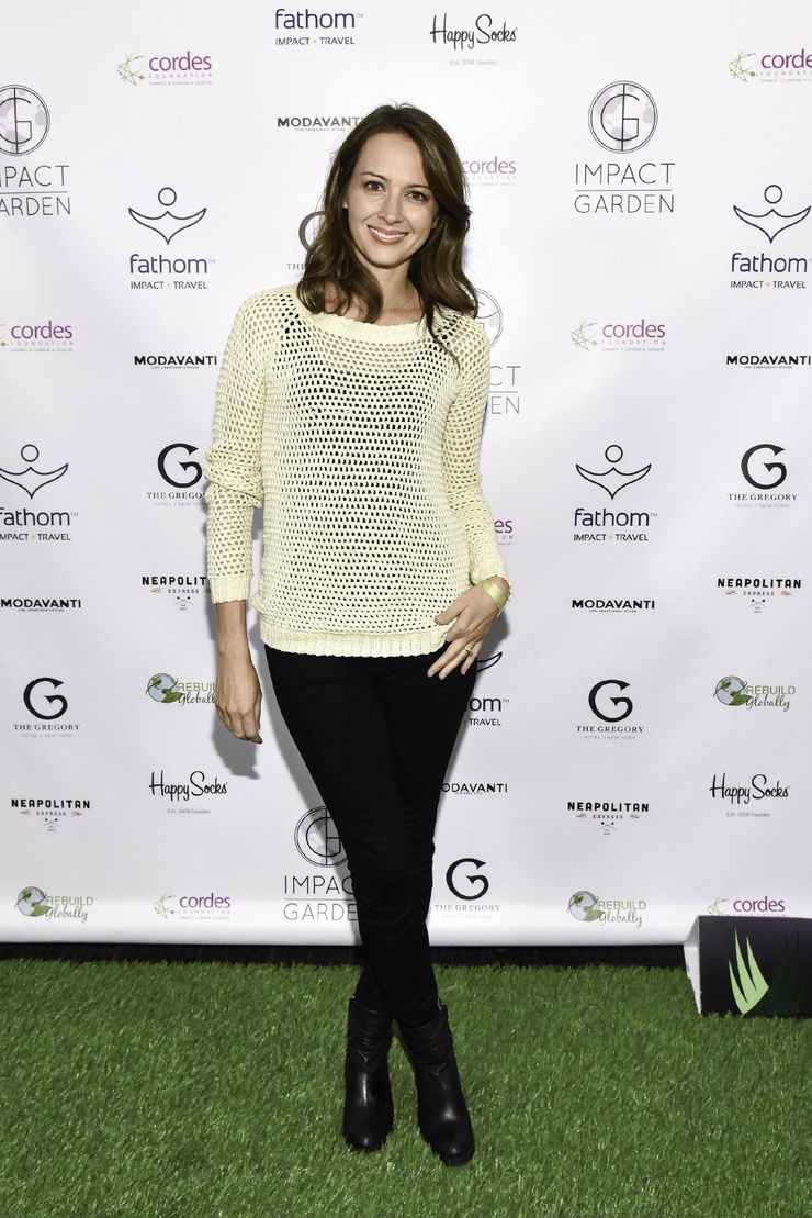 Picture of Amy Acker