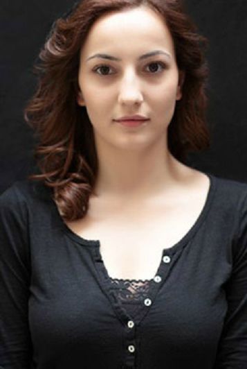 Picture of Burcu Tuna