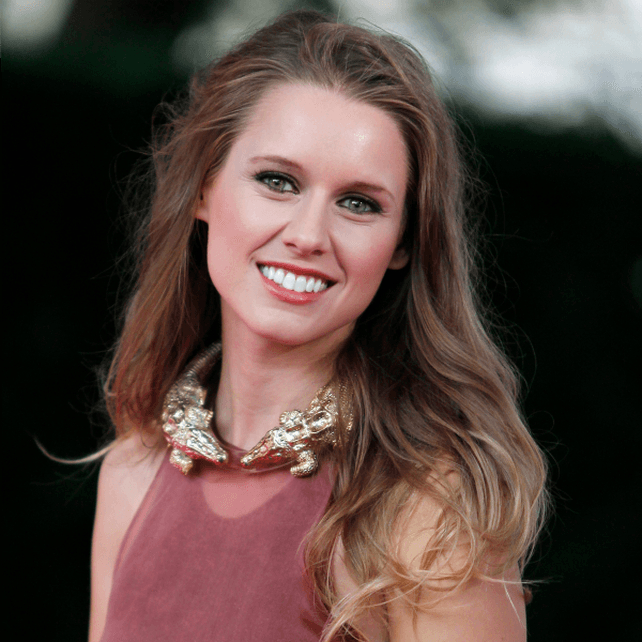 Image of Manuela Vellés