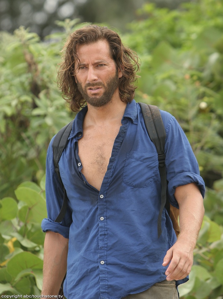 Henry Ian Cusick picture