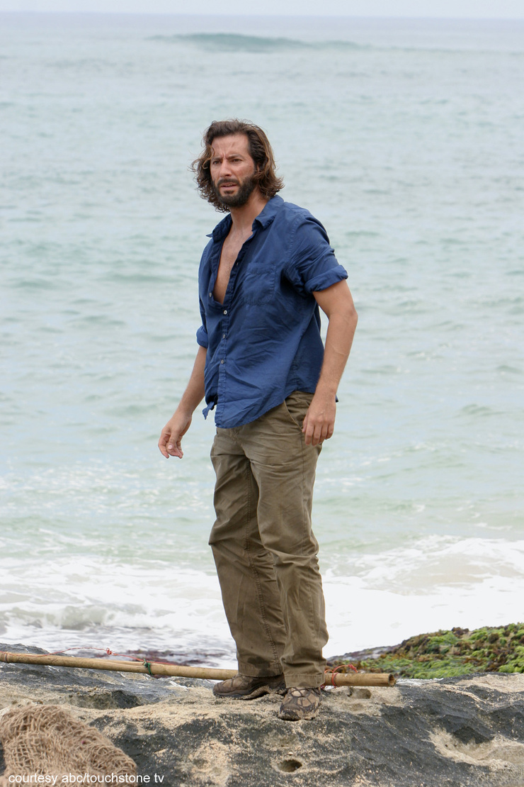 Picture of Henry Ian Cusick