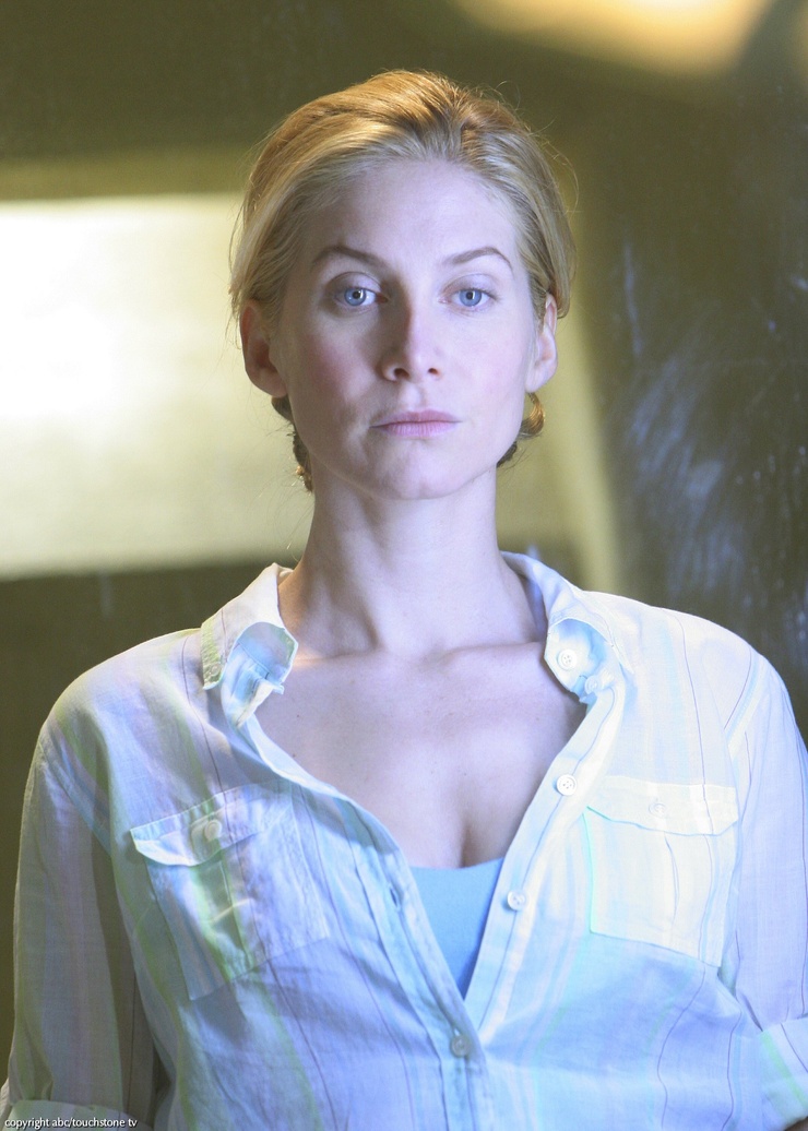 Picture of Elizabeth Mitchell