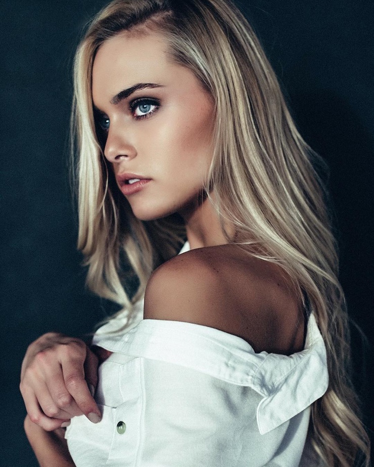 Picture of Ellie Ottaway