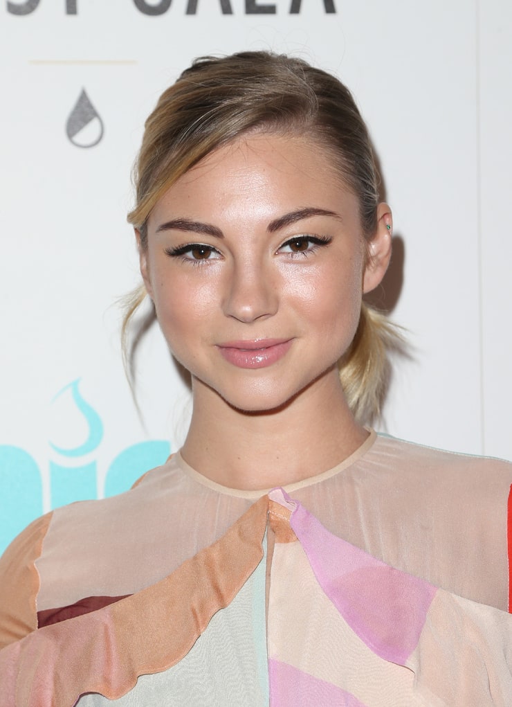 Allie Gonino picture