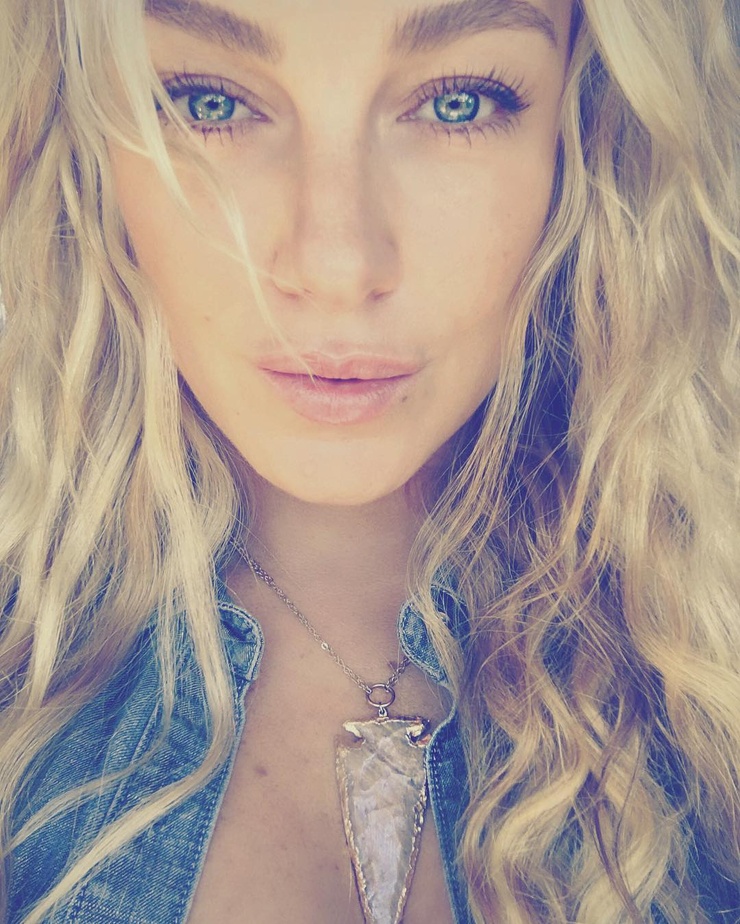 Picture of Amber Nichole Miller