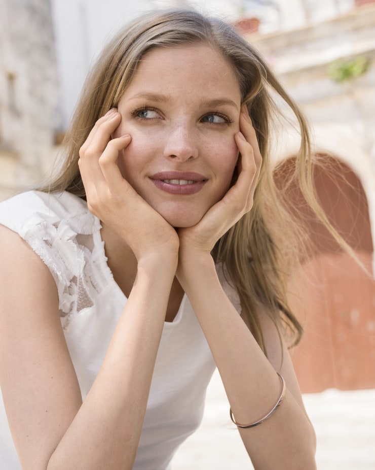 Picture of Alisa Ahmann