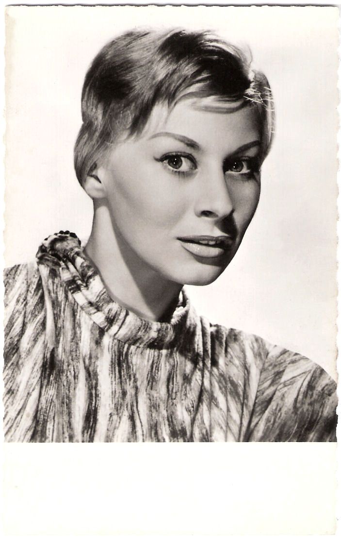 Picture of Magali Noël