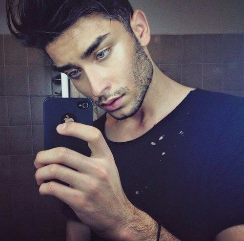 Picture of Toni Mahfud