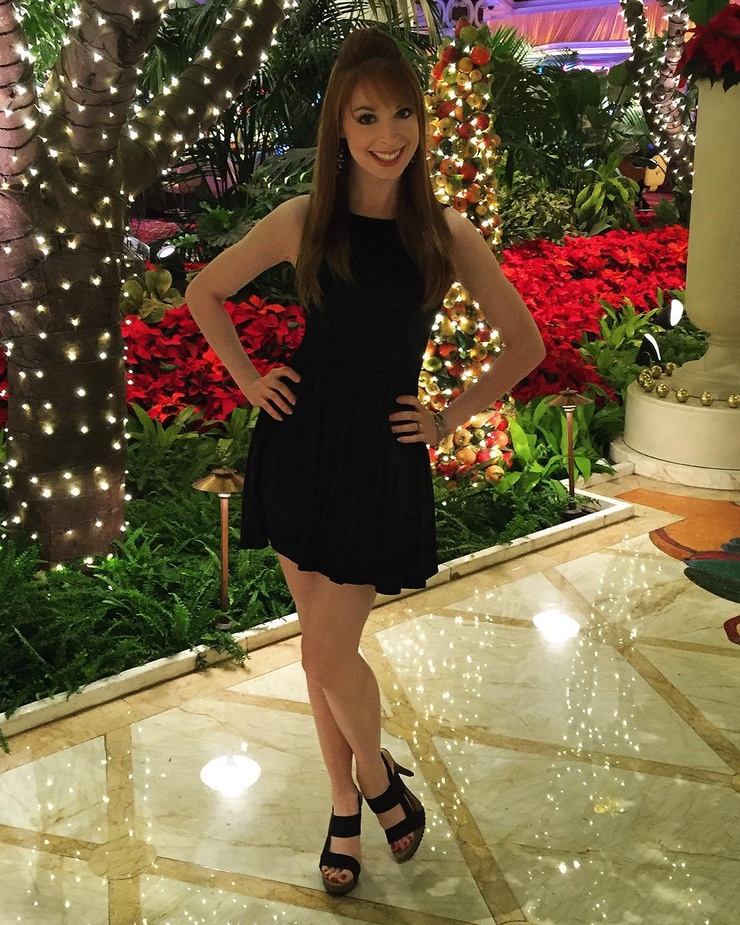 Picture of Lisa Foiles