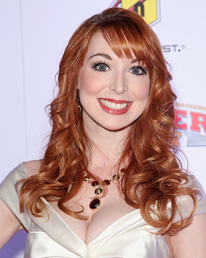 Picture Of Lisa Foiles