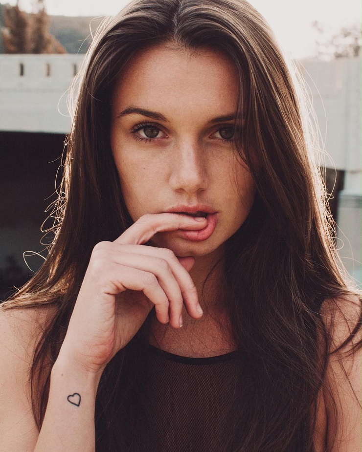 Picture of Hailey Outland