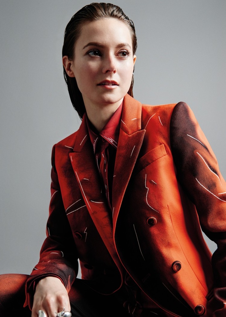 Picture of Lydia Wilson