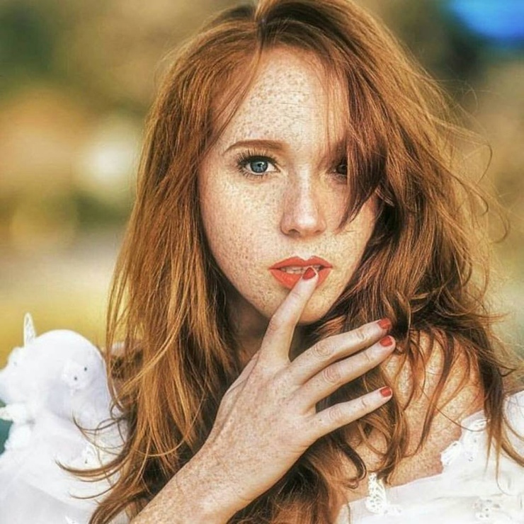 Picture of Sammie Simone