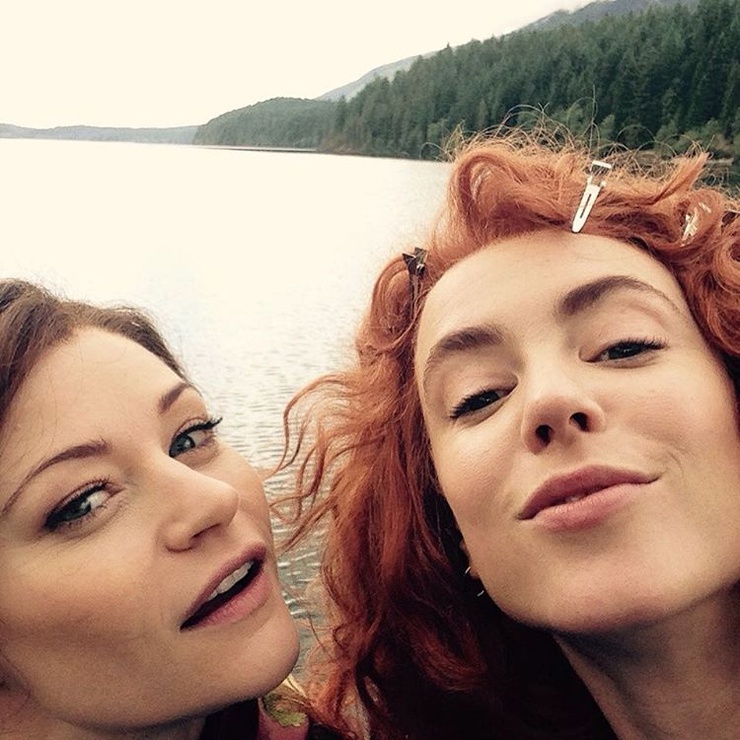 Picture of Amy Manson