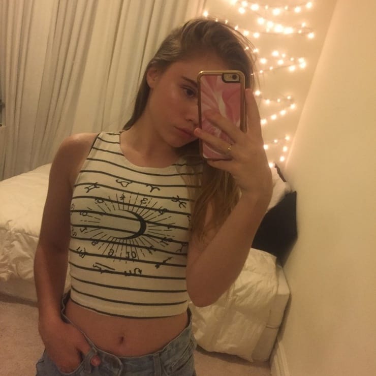 Picture of Lexee Smith