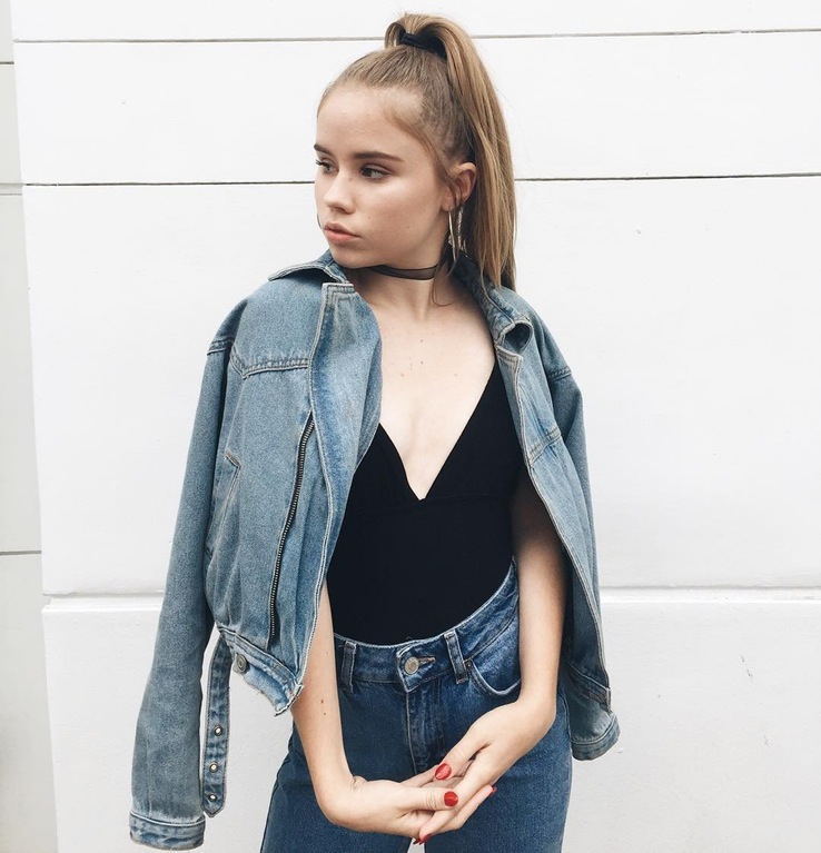 Picture of Lexee Smith