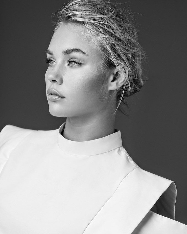 Brooke Perry picture