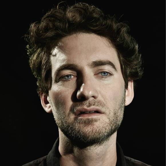 Daniel Askill picture