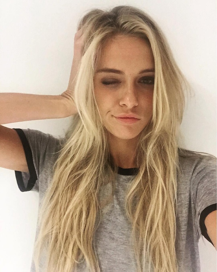 Image of Ellie Ottaway