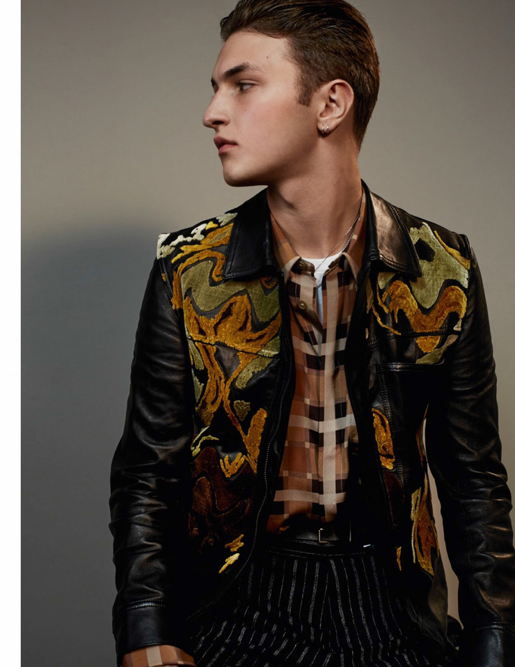 Picture of Anwar Hadid