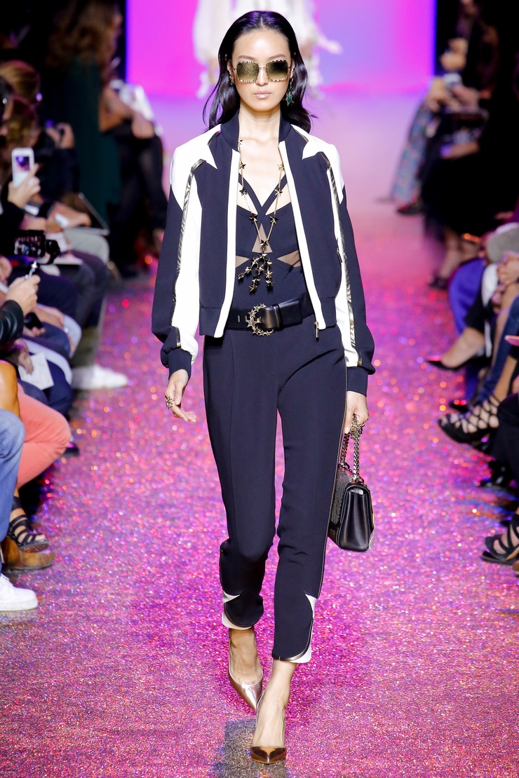 Yue Han image