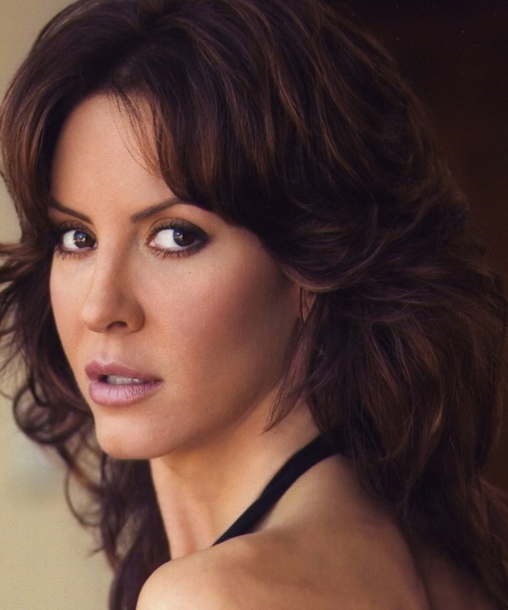 Picture of Michelle Clunie