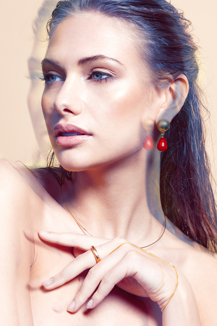 Raluca Mos
