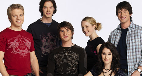 Picture of Amanda Crew