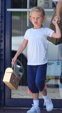 Picture of Violet Affleck