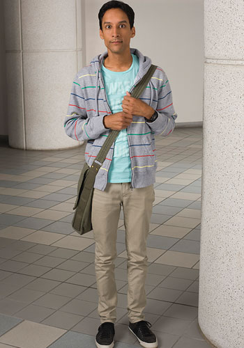 Picture of Danny Pudi