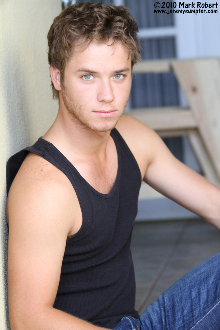 Picture of Jeremy Sumpter