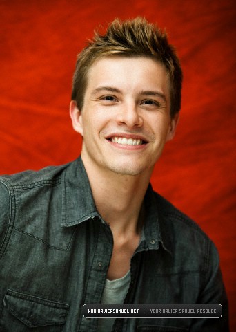 Xavier Samuel picture